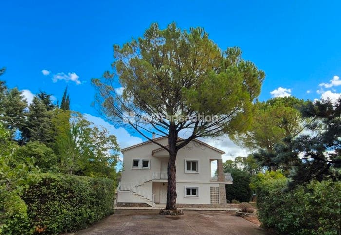 Lorgues - Maison 13 pièces à vendre