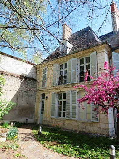 Bourges, Centre-ville, Charlet, Lahitolle, Pignoux, Sembat : Appartement 2 pièces à louer