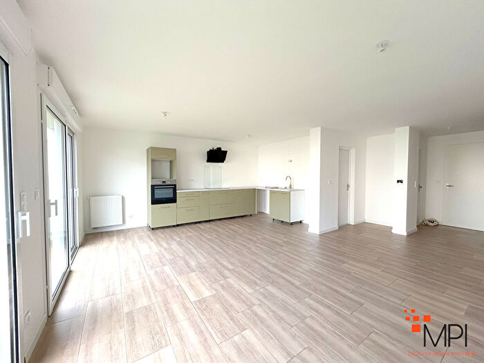 Maison à louer - Crevin - 4 pièces - 3 chambres