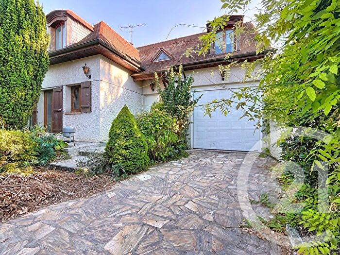 Maison à vendre - Pontault-Combault, Centre commercial - 6 pièces - 5 chambres