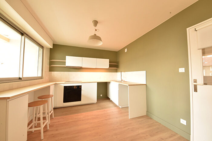 Appartement à vendre - Nancy, Poincaré, Foch, Anatole France, Croix de Bourgogne - 4 pièces - 3 chambres