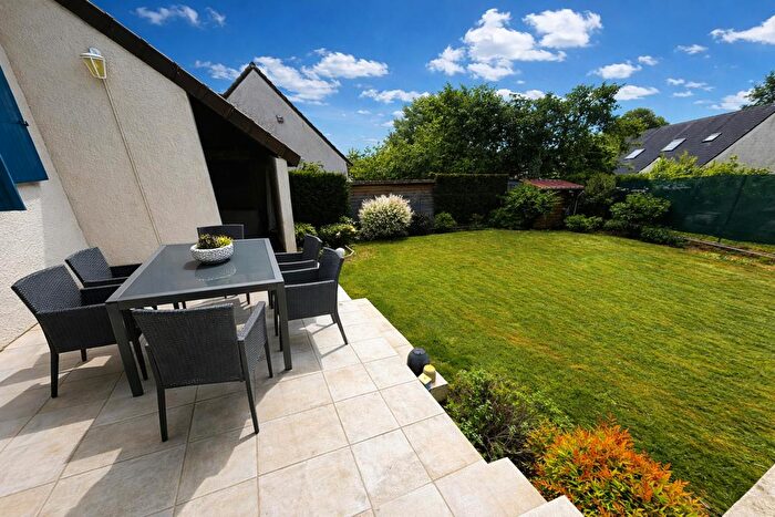 Maison à vendre - Orcemont - 6 pièces - 4 chambres