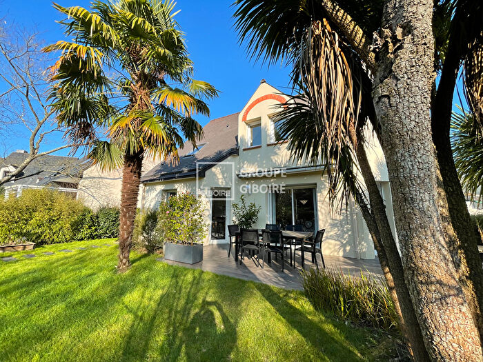 Maison à vendre - Cesson-Sévigné, Centre-ville, La Hublais, Beausoleil - 7 pièces - 4 chambres