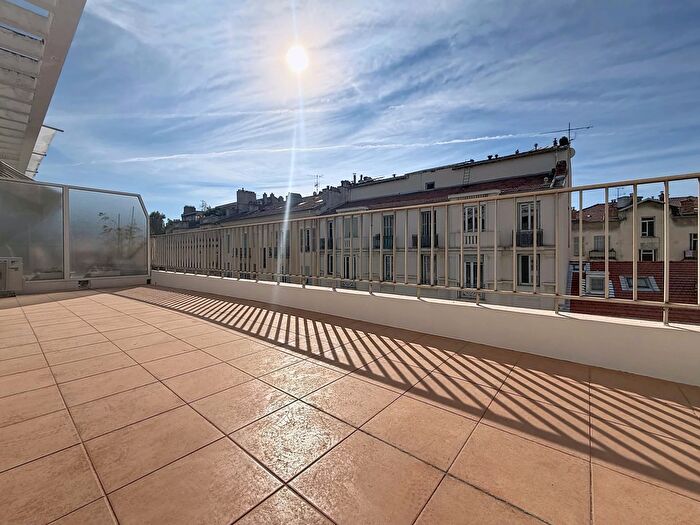 Nice, Saint-Lambert, Bas-Cimiez : Appartement 2 pièces à louer