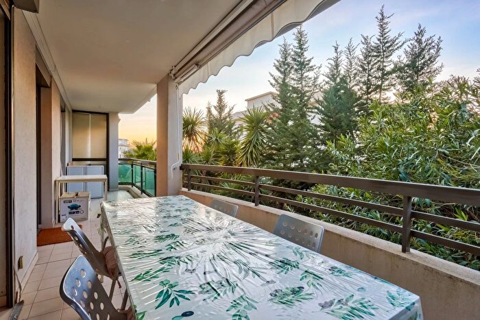 Appartement à vendre - Nice, Valrose - 2 pièces - 1 chambre