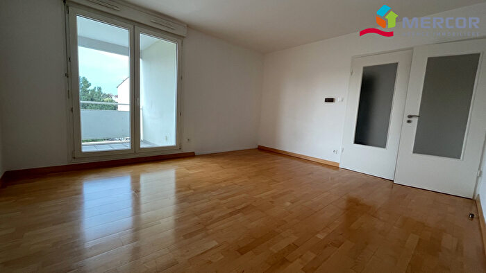 Appartement à louer - Eckbolsheim - 3 pièces - 2 chambres