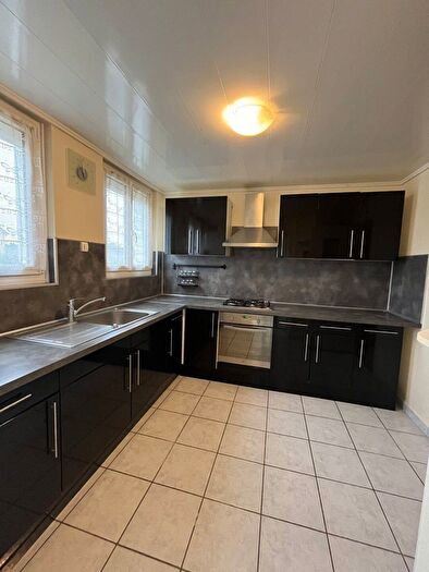 Nord, Gisors : Appartement 4 pièces à louer