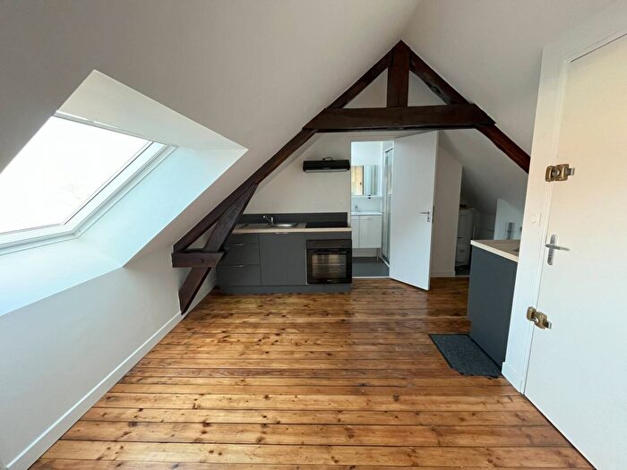 Appartement à louer - Briand Leclerc, Sens - 2 pièces - 1 chambre