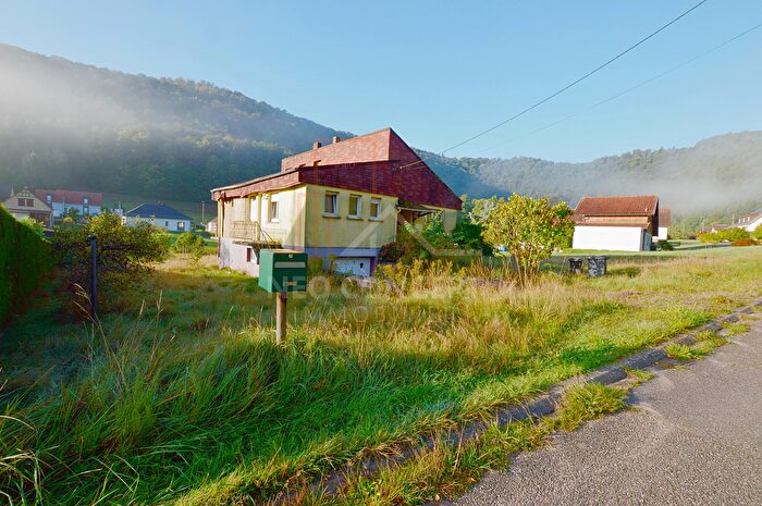 Maison à vendre - Philippsbourg - 4 pièces - 3 chambres