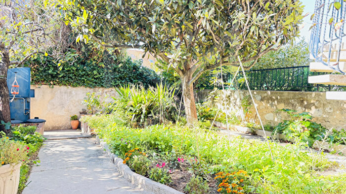 Appartement à vendre - Marseille e , La Blancarde - 3 pièces - 2 chambres