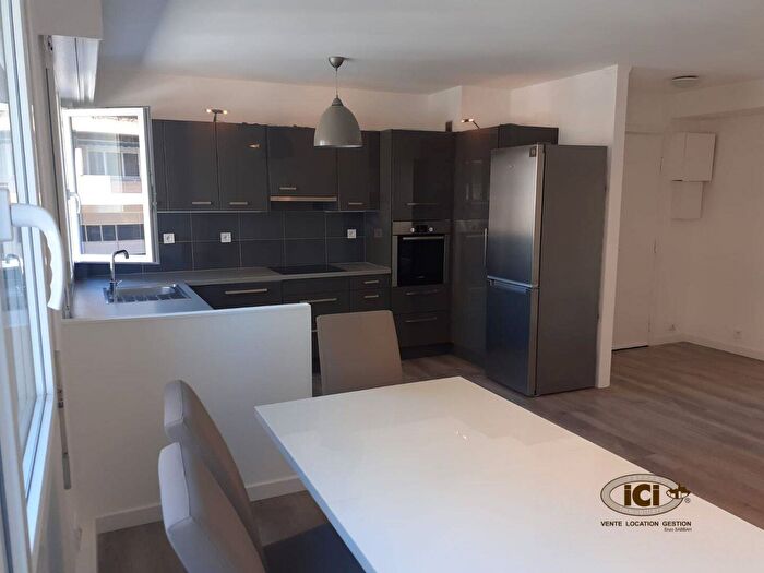 Appartement 3 pièces à Annemasse, à louer