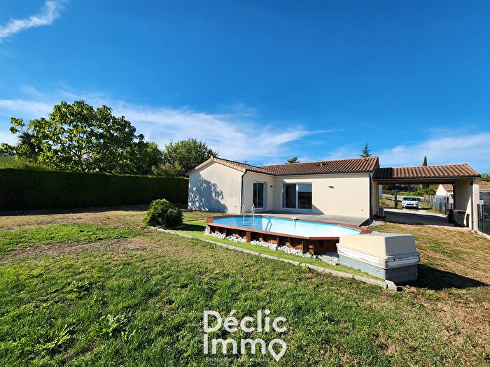 Maison à vendre - Roullet-Saint-Estèphe - 6 pièces - 3 chambres