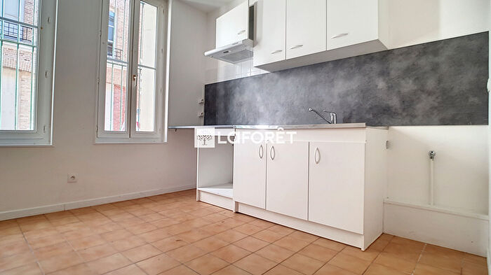 Appartement à louer - Elbeuf, Centre-ville - 2 pièces - 1 chambre