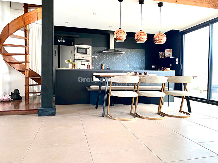 Appartement à vendre - Châteaurenard, Centre-ville - 3 pièces - 2 chambres