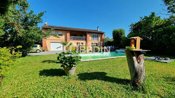 Maisons à vendre et appartements à louer - 1