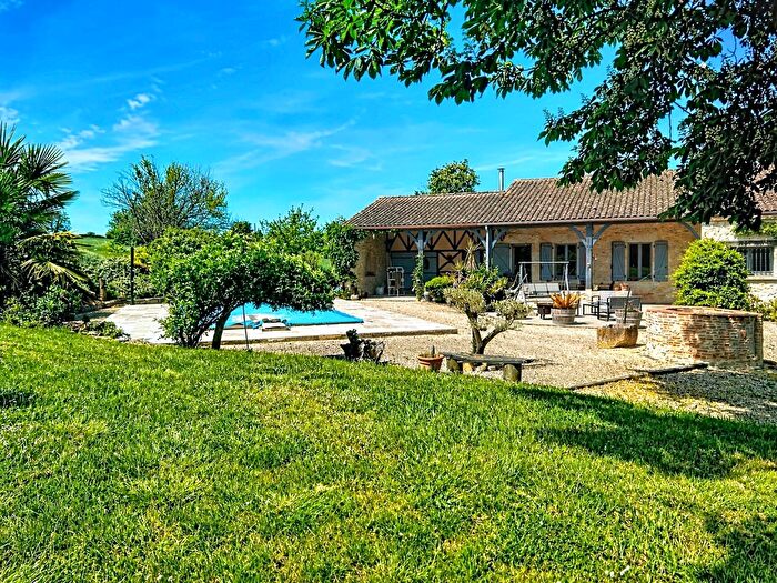 Maison à vendre - Clairac - 6 pièces - 4 chambres