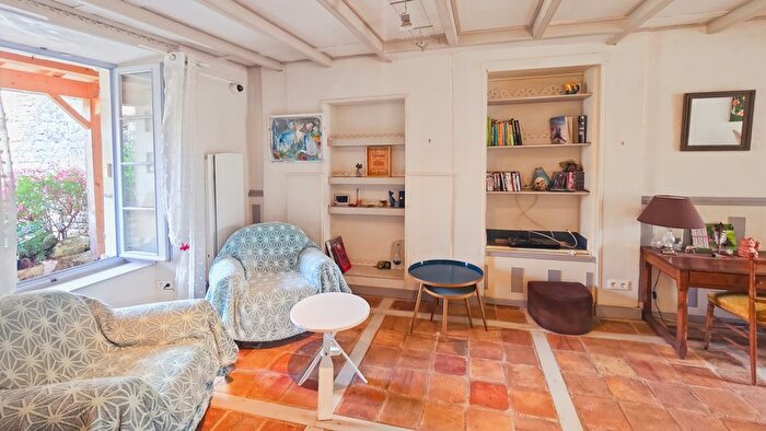 Maison à vendre - Varaize - 4 pièces - 3 chambres