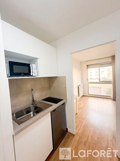 Appartement 1 pièce à Boulogne-Billancourt, Menus, Jean Baptiste Clément, à louer