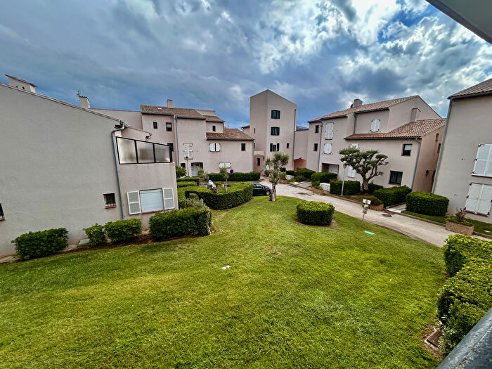 Appartement à vendre - Six-Fours-les-Plages, Font de Fillol, Rayolet, Le Brusc - 2 pièces - 1 chambre