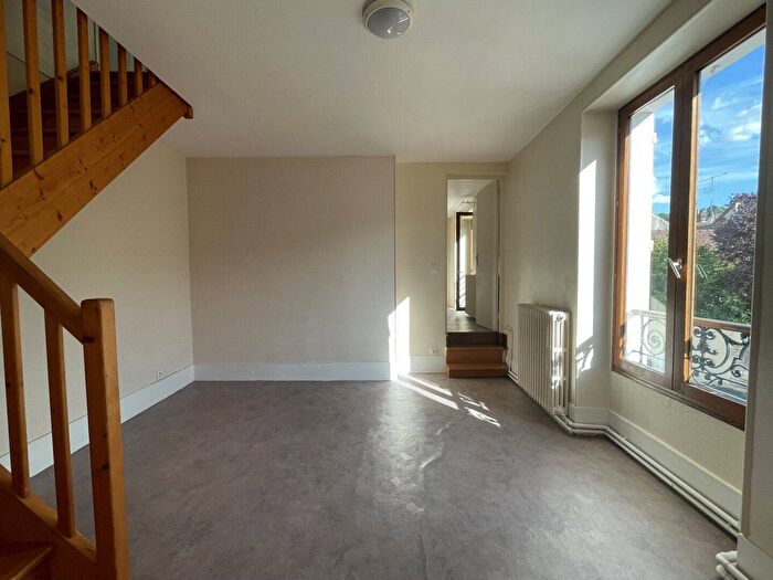 Appartement à louer - Mézières-sur-Seine - 3 pièces - 2 chambres