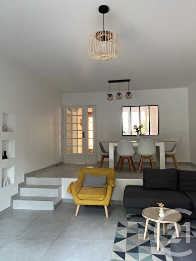 Maison à louer - Cergy, Axe Majeur, Horloge - 4 pièces - 3 chambres