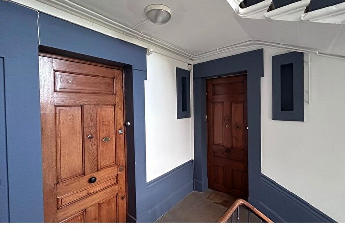 Appartement à vendre - Lyon e , Vaise, Rochecardon - 3 pièces - 1 chambre