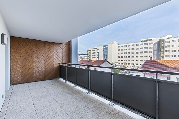 Appartement à louer - Villeurbanne, Poudrette, Les Brosses - 3 pièces - 2 chambres