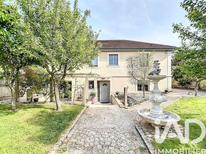 Maison à vendre - Yerres, Grosbois, Sablière, Mare-Armée - 6 pièces - 4 chambres