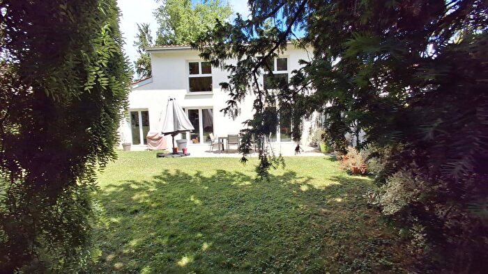 Maison 5 pièces à vendre à Limas