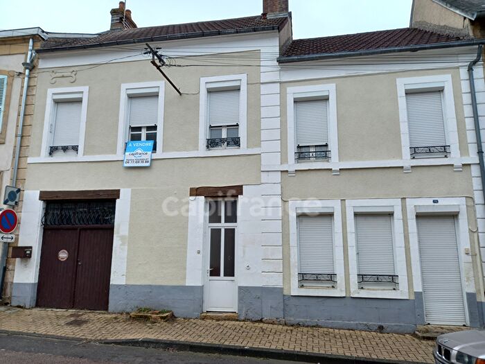 Maison 4 pièces à Prémery, à vendre