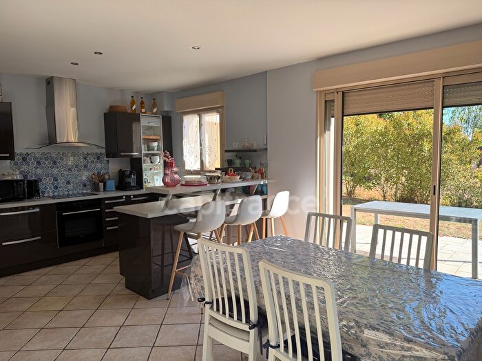 Saint-Georges-sur-Baulche : Maison 5 pièces à vendre