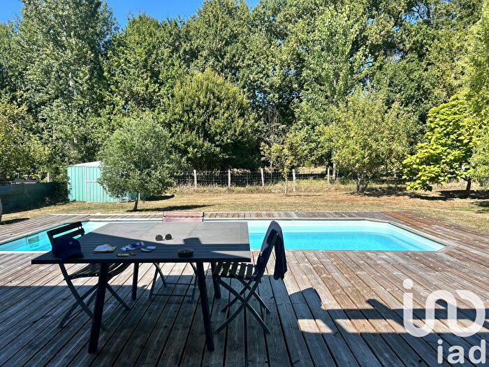 Maison à vendre - Saint-Denis-de-Pile - 4 pièces - 3 chambres