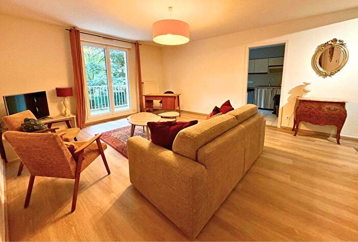 Neudorf Est Centre, Strasbourg - Appartement 2 pièces à louer