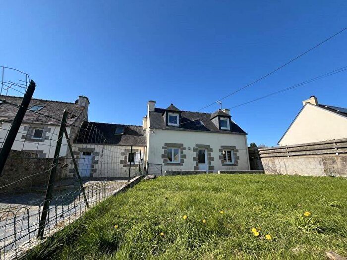 Maison à louer - Pleyber-Christ - 3 pièces - 2 chambres