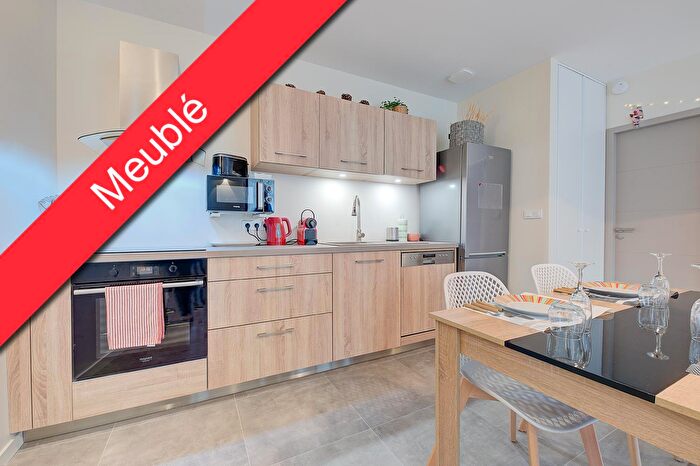 Appartement à louer - Tours, Lakanal, Strasbourg - 2 pièces - 1 chambre