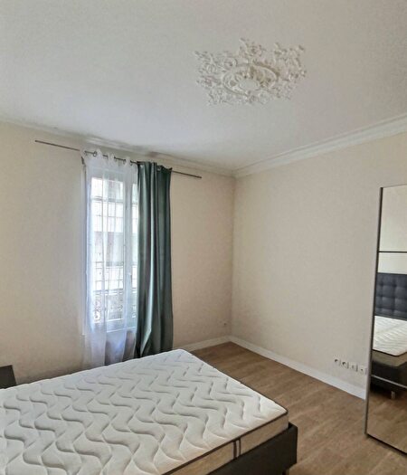Appartement à louer - Henri Barbusse, Levallois-Perret - 3 pièces - 2 chambres