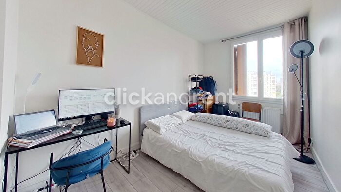 Ivry-sur-Seine, Centre-ville - Appartement 4 pièces à louer