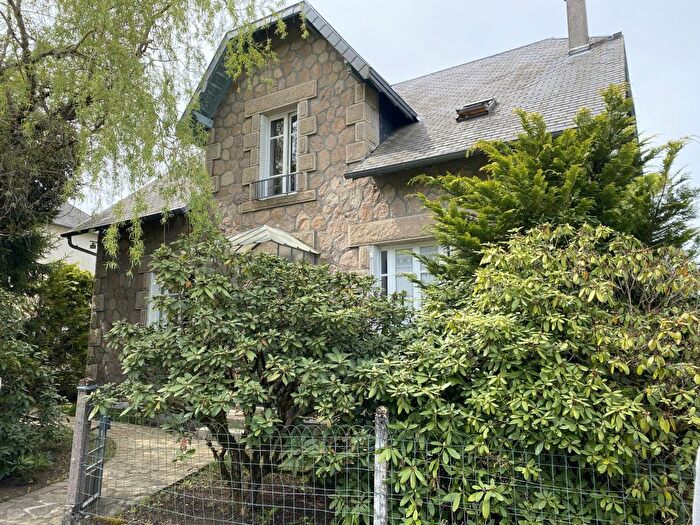 Bugeat - Maison 5 pièces à vendre