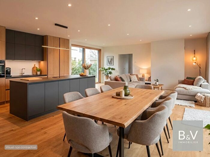 Appartement à vendre - Saint-Louis, Centre-ville - 5 pièces - 4 chambres