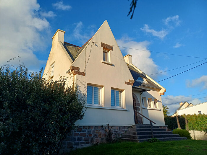 Maison à vendre - Plougasnou - 9 pièces - 4 chambres