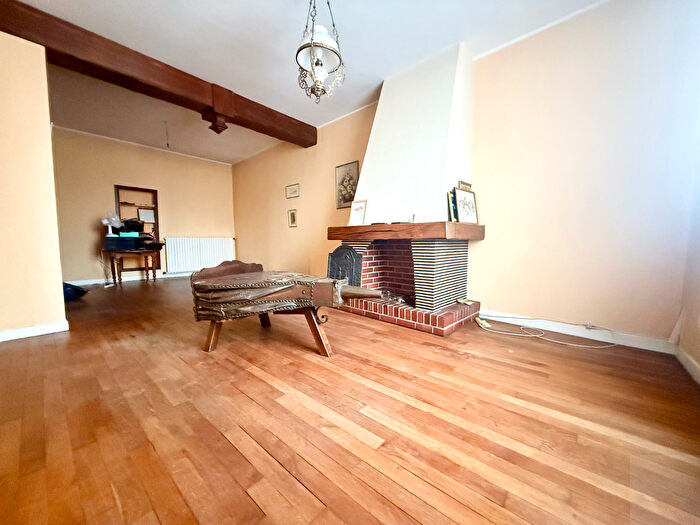 Maison à vendre - Montdidier - 5 pièces - 4 chambres