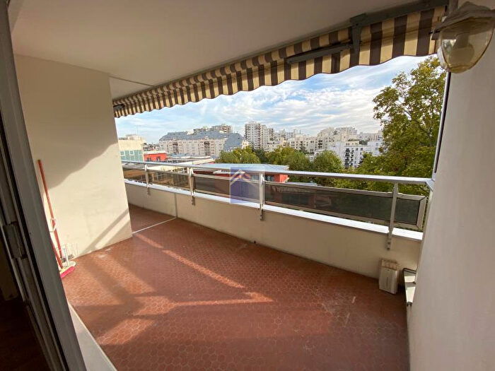Appartement 4 pièces à louer - Courbevoie, Hôtel de ville