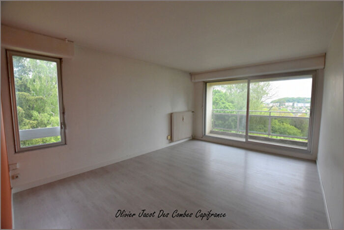 Appartement 2 pièces à vendre à Montbéliard, Centre-ville, Prairie, Batteries du Parc, Charmontet