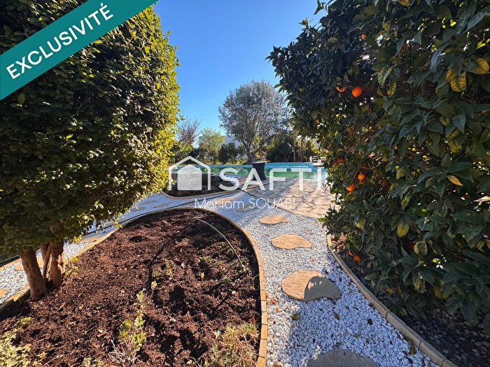 Maison à vendre - Florensac - 8 pièces - 6 chambres