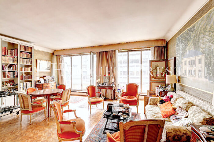 Appartement à vendre - Paris e , Muette-Nord, Trocadéro - 4 pièces - 2 chambres