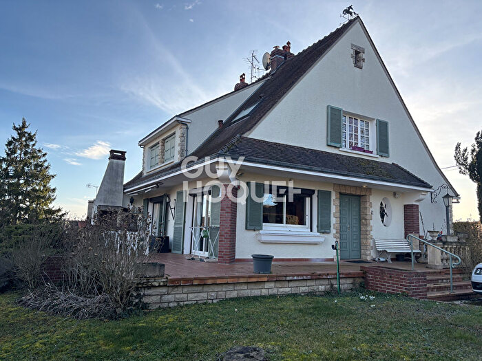 Maison 7 pièces à vendre à Lézinnes