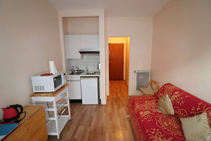 Appartement à louer - Louveciennes - 1 pièce