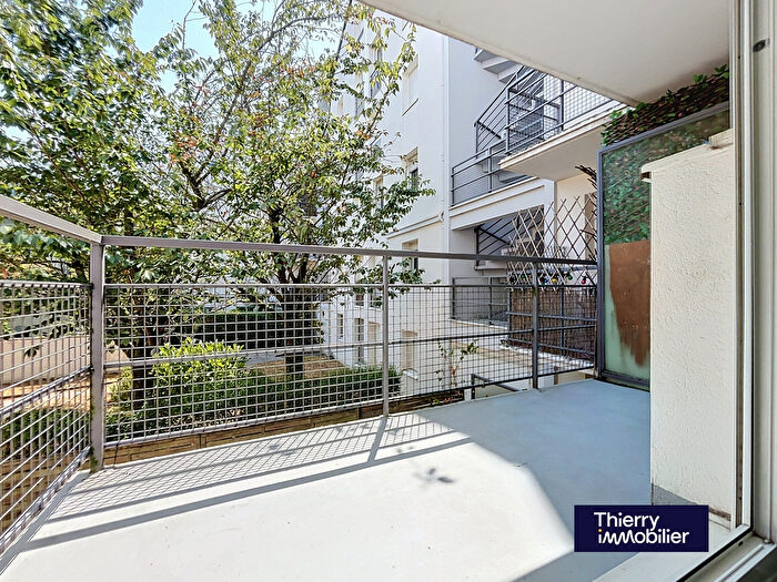 Nantes, Saint-Clément, Jardin des plantes, Caserne Lamoricière : Appartement 3 pièces à vendre