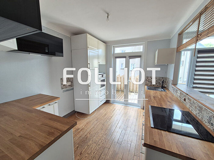 Saint-Lô, Sud : Appartement 6 pièces à louer