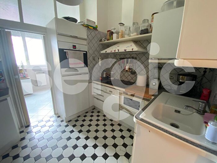 Appartement à louer - Arras, Centre-ville - 5 pièces - 4 chambres